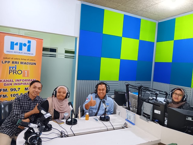 Dosen dan Mahasiswa UNIPMA Berbagi Cerita Membangun Kehidupan Tepi ...